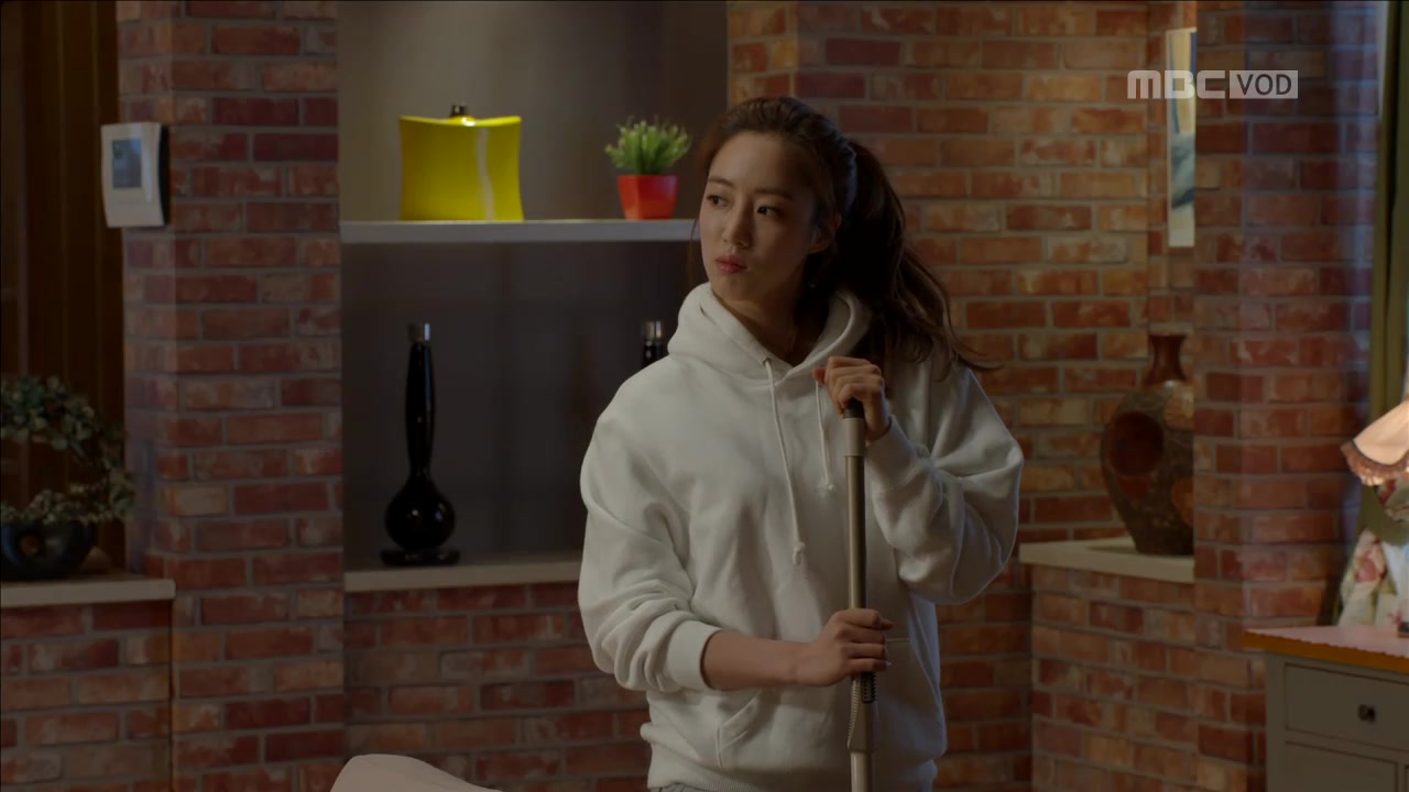 [87mm] 함은정-황은별의 티셔츠 | 핫클립 | 별별 며느리; | 만나면 좋은 친구 MBC